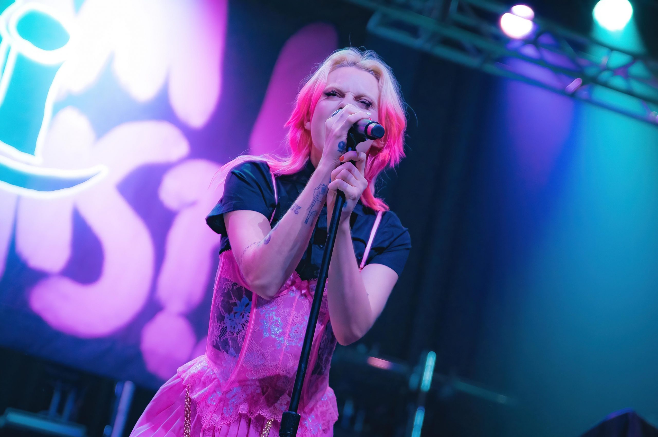 Girli – Sad Punk Press